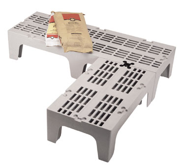 Cambro S-series Dunnage Rack, Slotted Top, 3000 lb Load capacity - RWS ...
