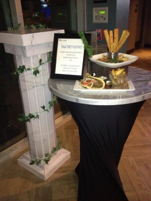 Sculptware, Table Topper, Hardtop, 30 inches Round, Top Silver Swirl ...